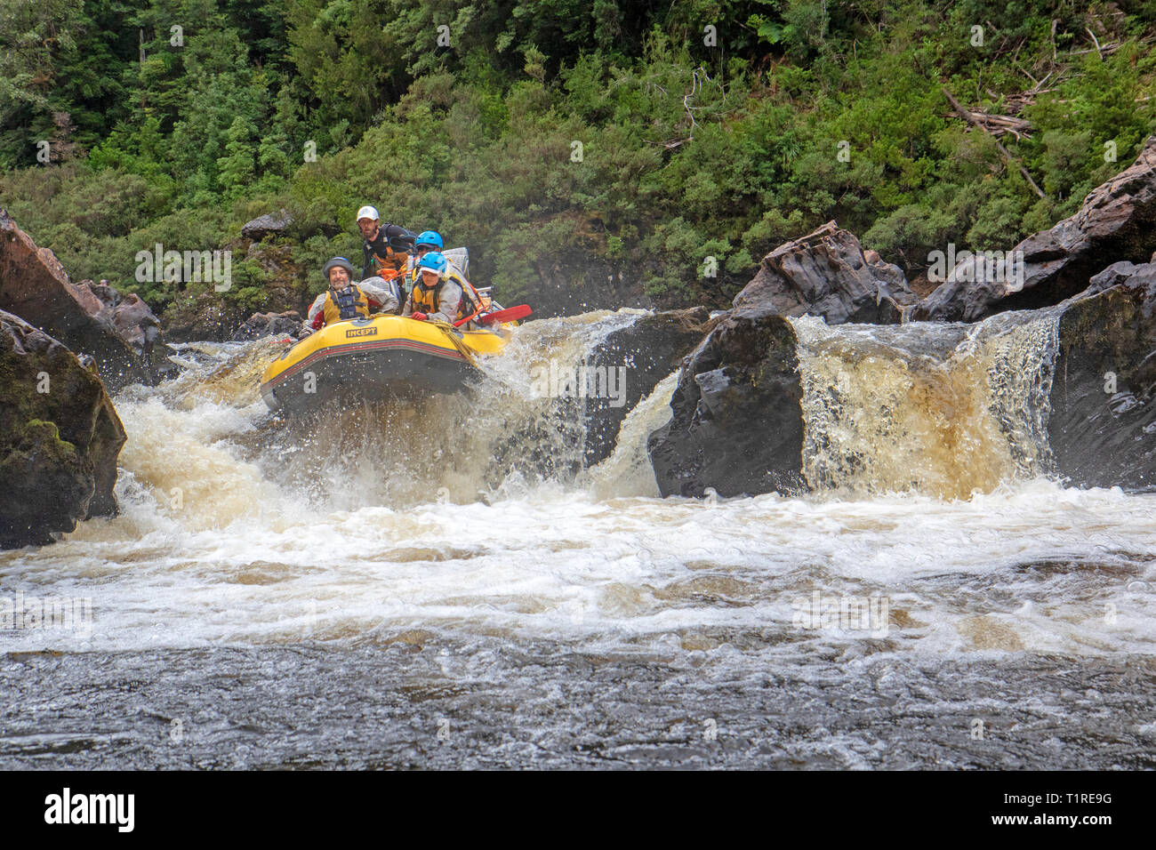 Rapid rivers hi-res stock photography and images - Alamy