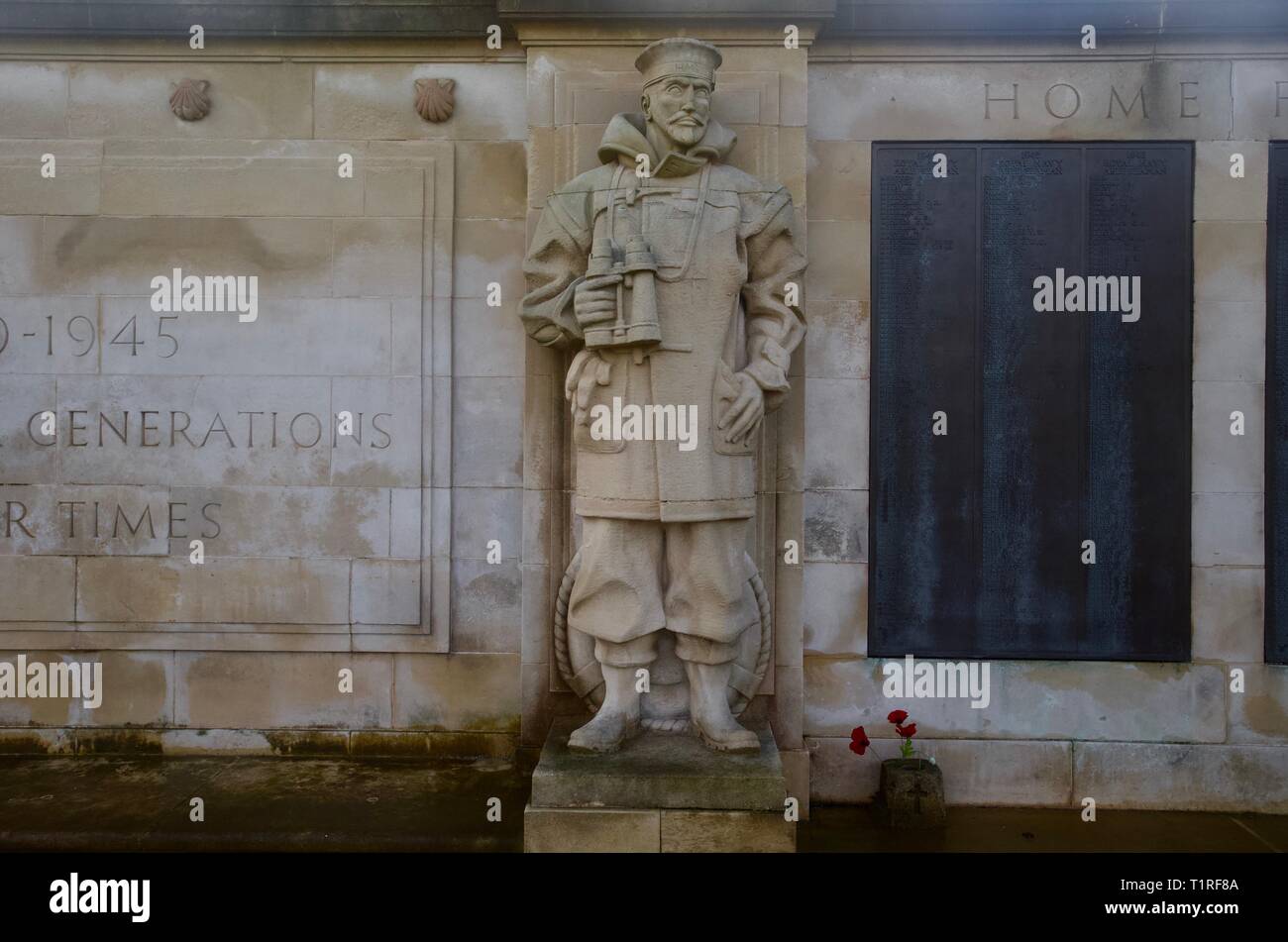 Naval War Memorial, Plymouth, Devon, England Stock Photo - Alamy
