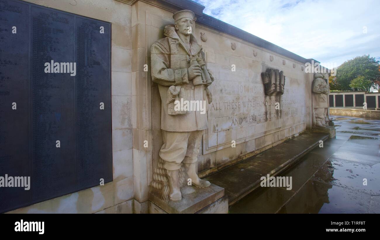 Naval War Memorial, Plymouth, Devon, England Stock Photo - Alamy