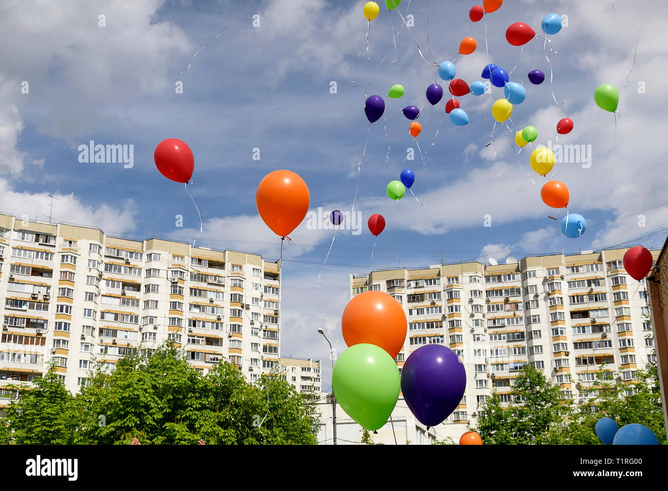 Flying high balloons hi-res stock photography and images - Alamy