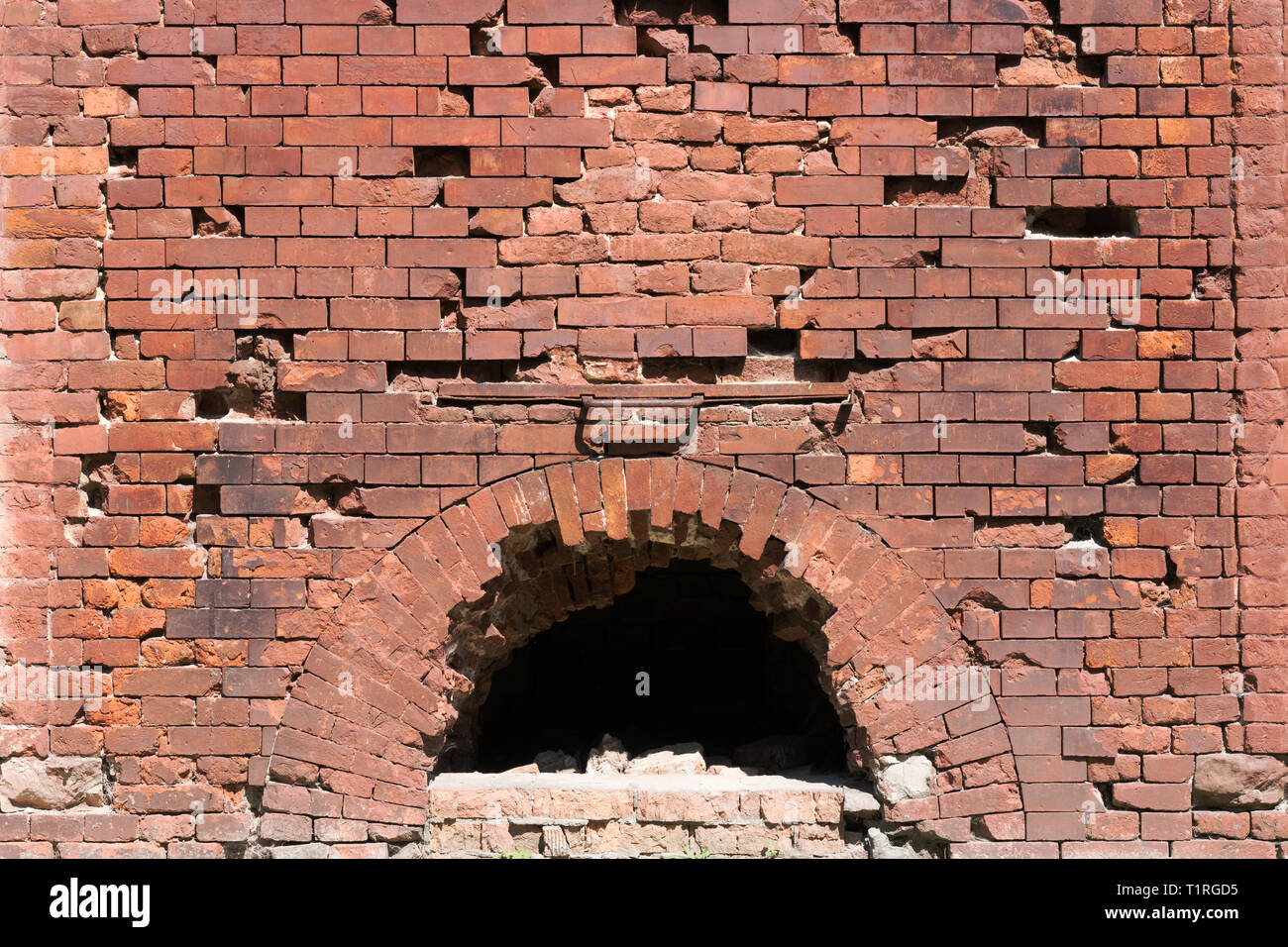 Old stone arch Stock Photo - Alamy