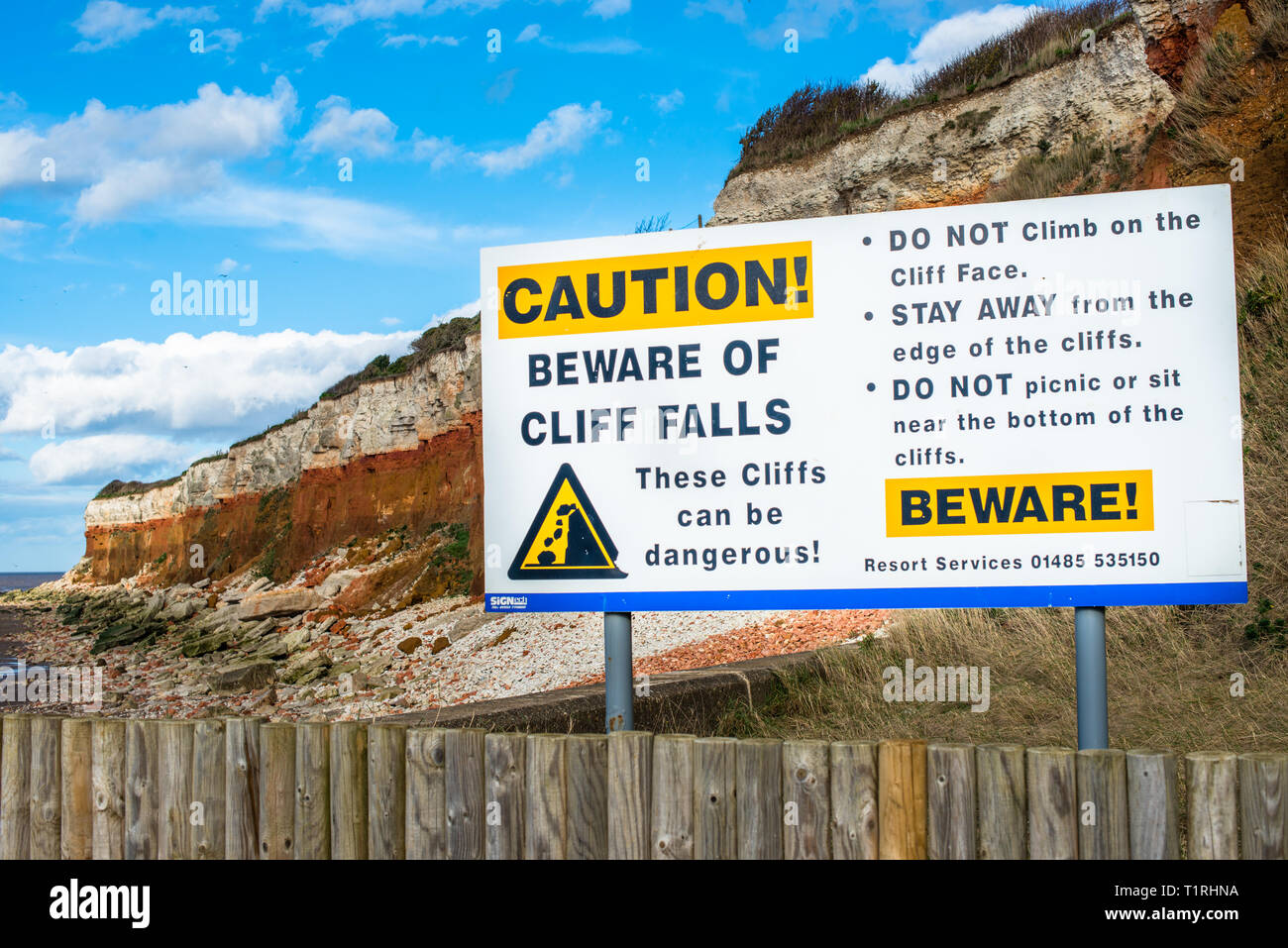Danger warning sign coastal erosion hi-res stock photography and images ...