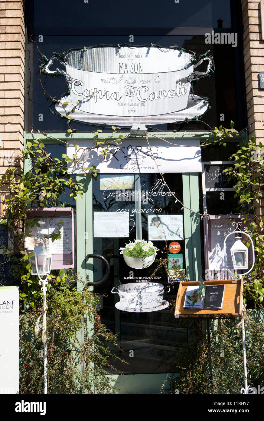 Milan signboard hi-res stock photography and images - Alamy