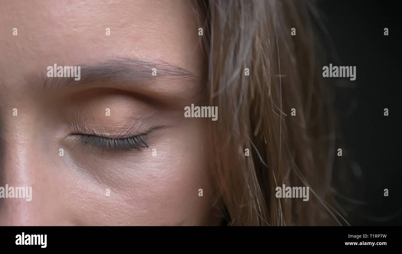 Face shoot hi-res stock photography and images - Alamy