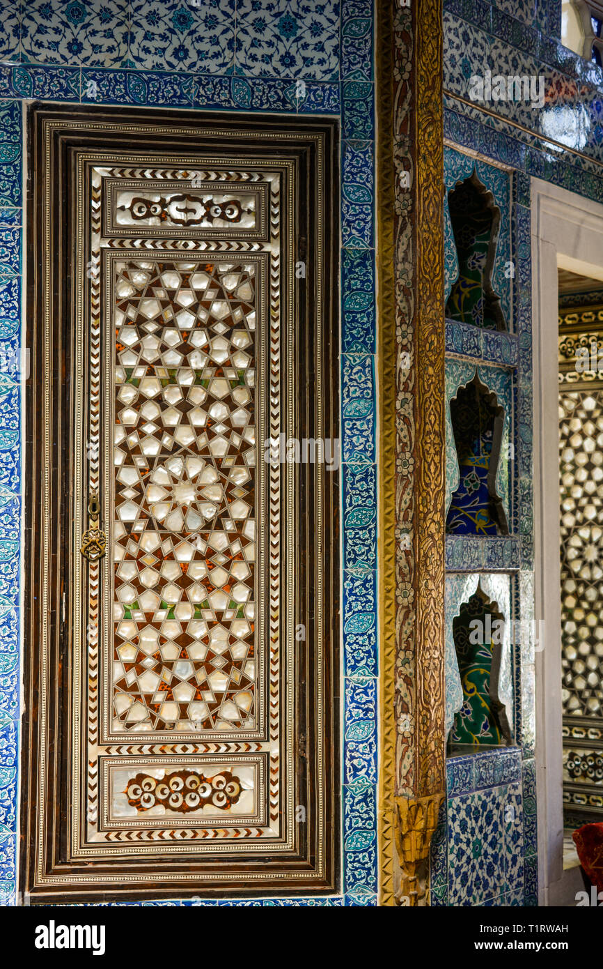 Old window Architecture from the Ottoman times In Istanbul Stock Photo ...