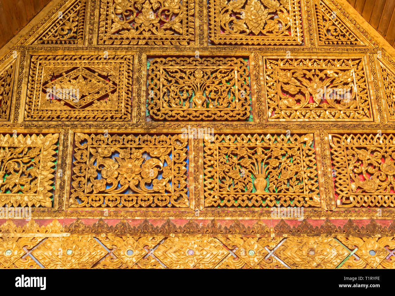 Thai Stencil Slat Background. Stencil plank wood texture for design ...