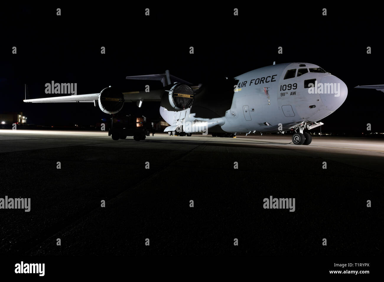 911th airlift wing hi-res stock photography and images - Alamy