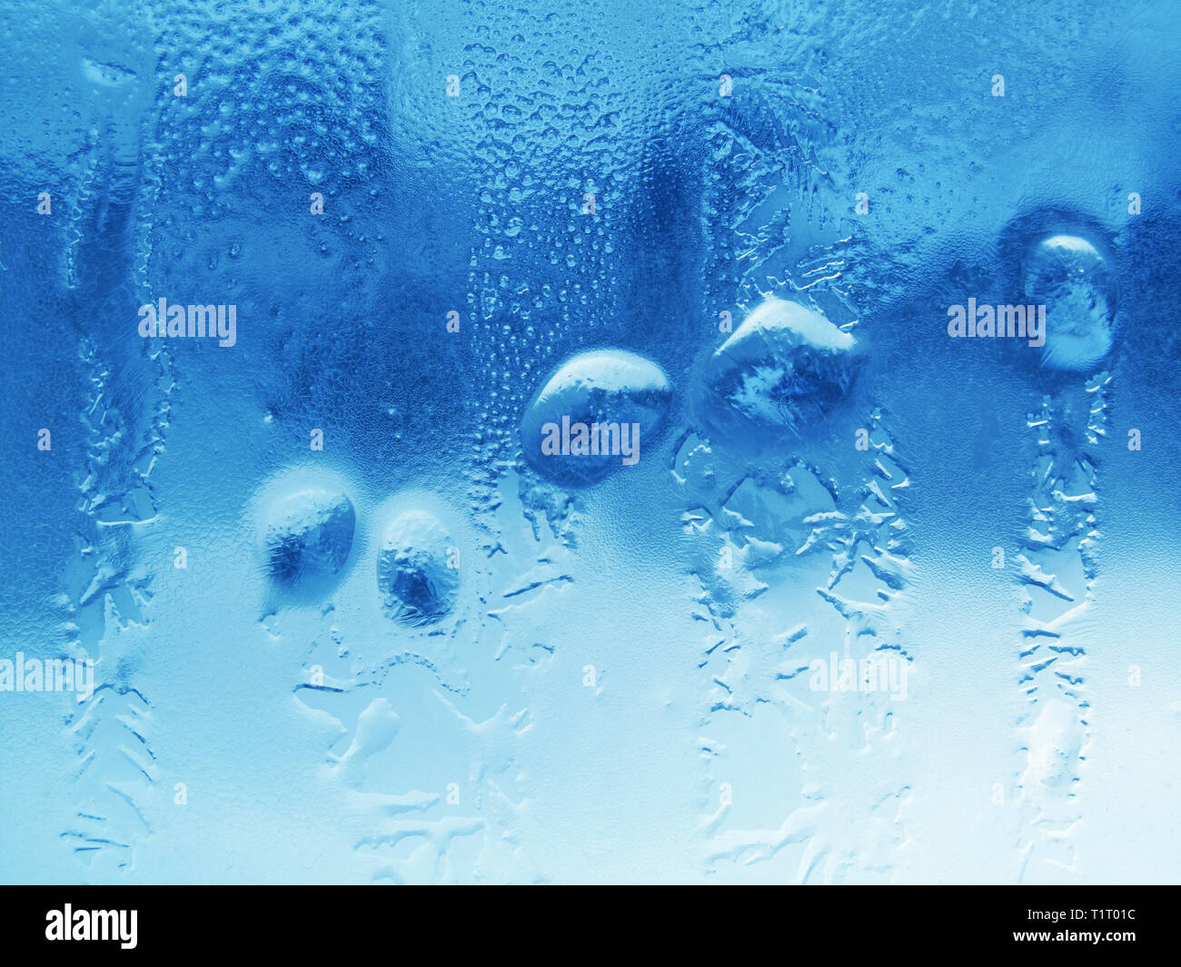 Condensation frosted glass window hi-res stock photography and images ...