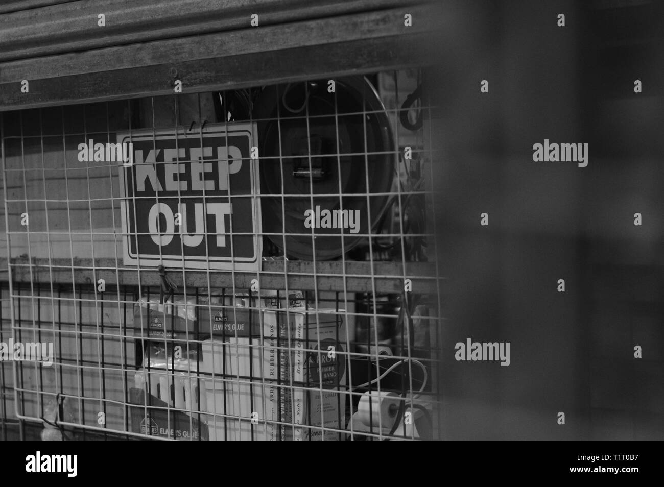 Simple store sign hi-res stock photography and images - Alamy