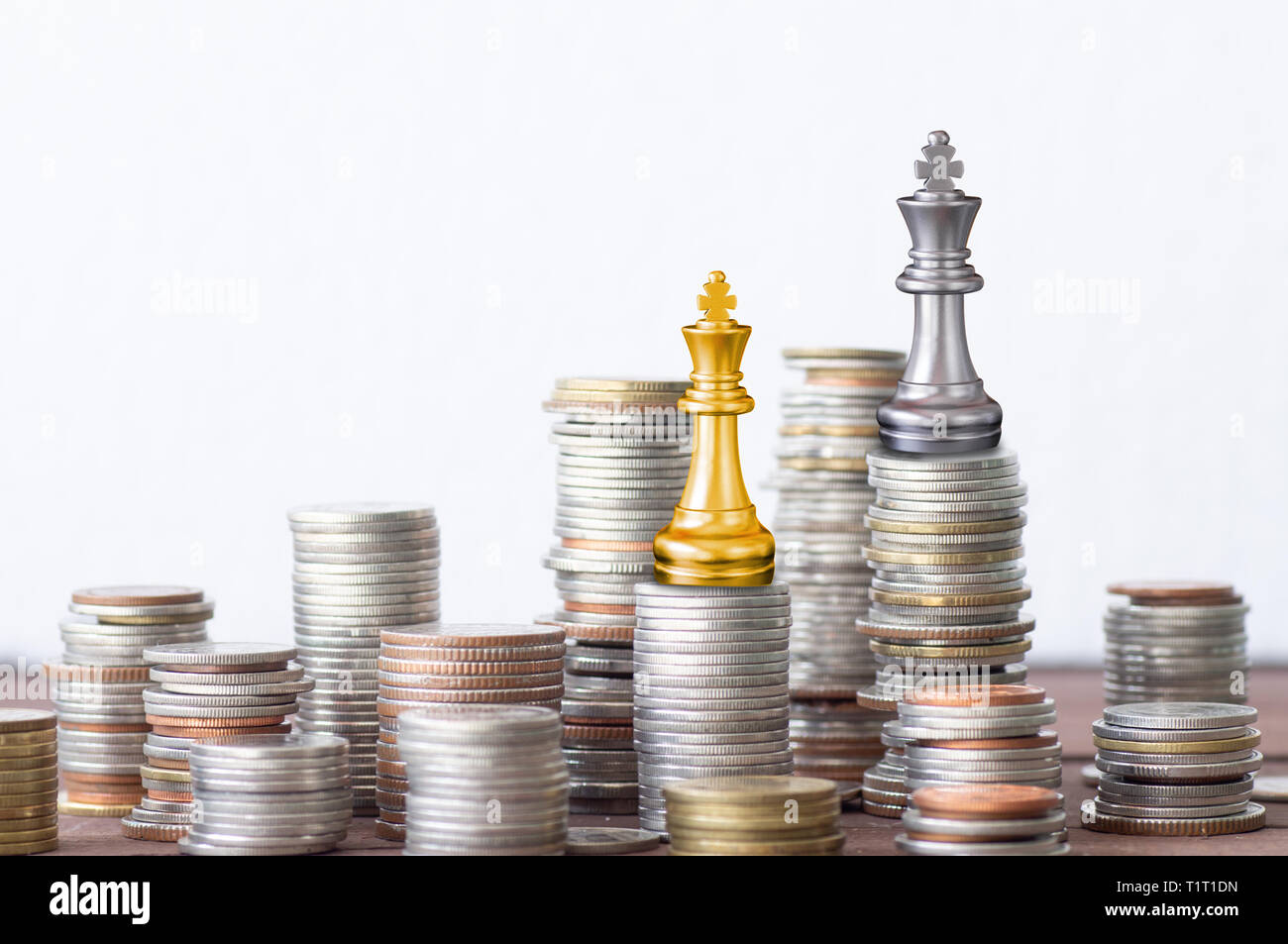 Finance and successful investment concept, stacked of coin king gold ...