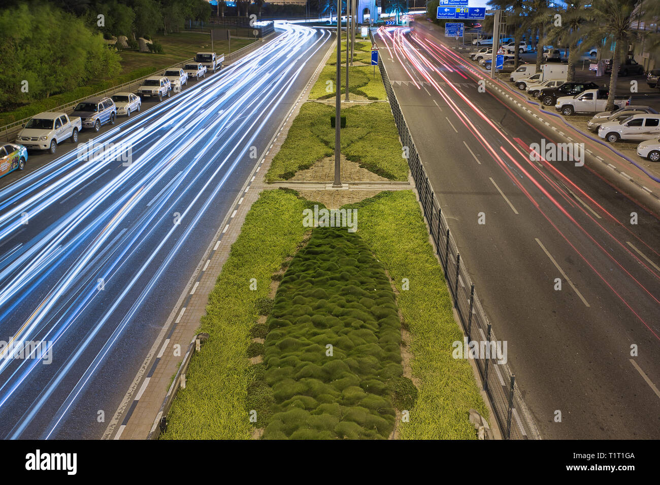 Doha qatar roundabout hi-res stock photography and images - Alamy