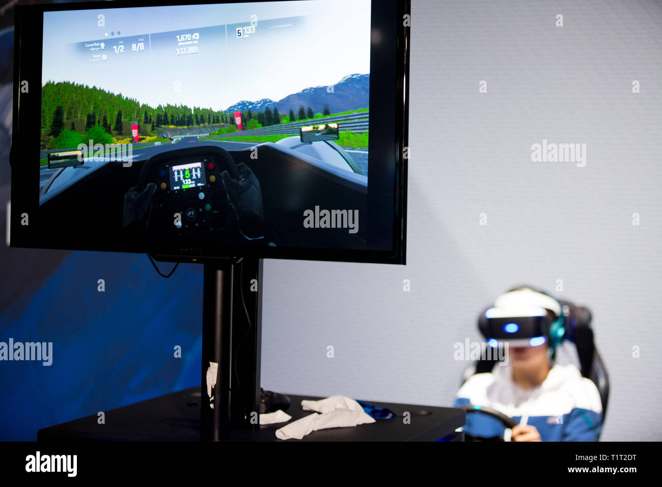 HELSINKI, FINLAND - NOVEMBER 4, 2016: VR games. Teens use virtual ...