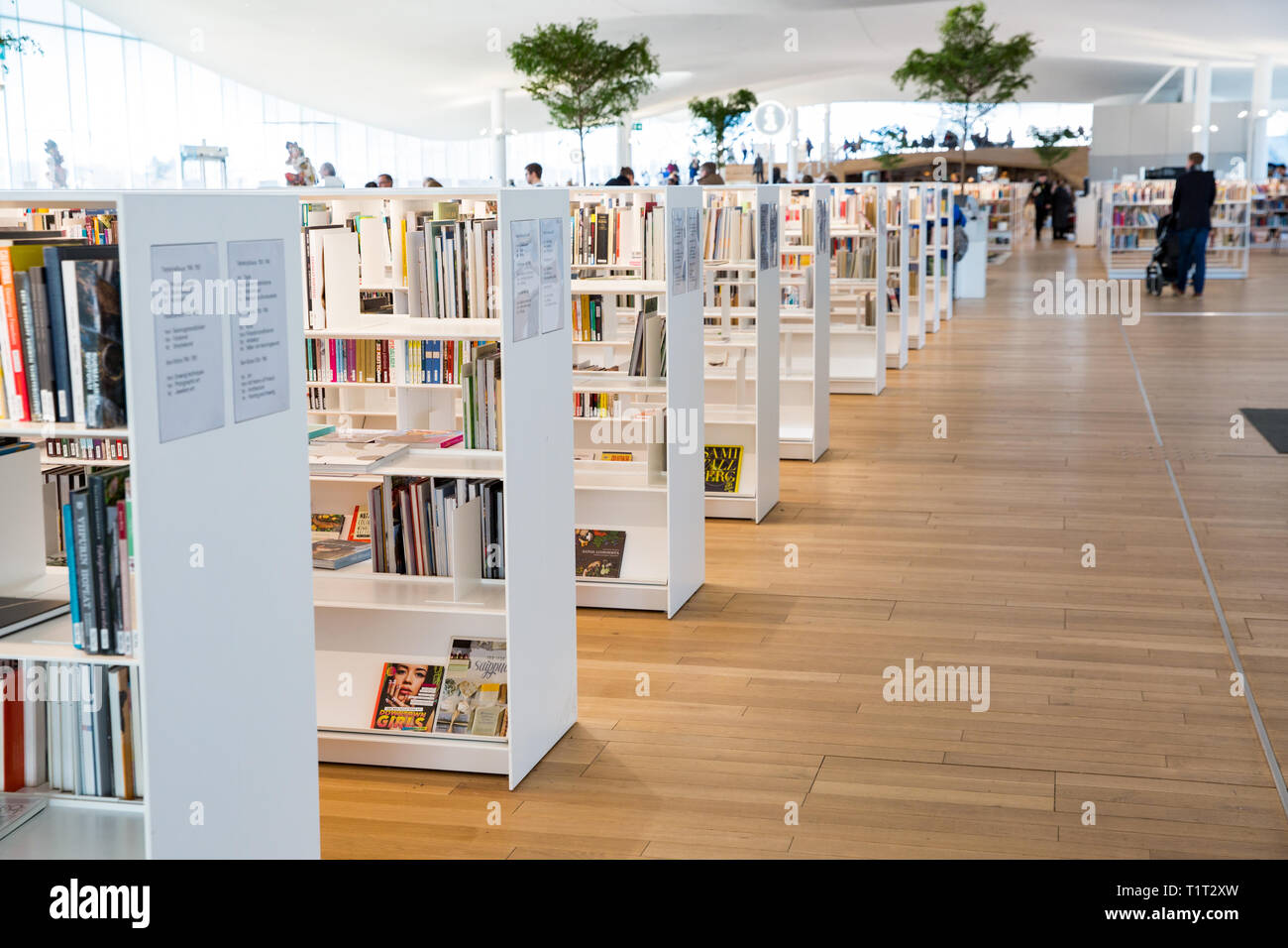 New Helsinki central library Oodi interior. Light and spacious modern ...
