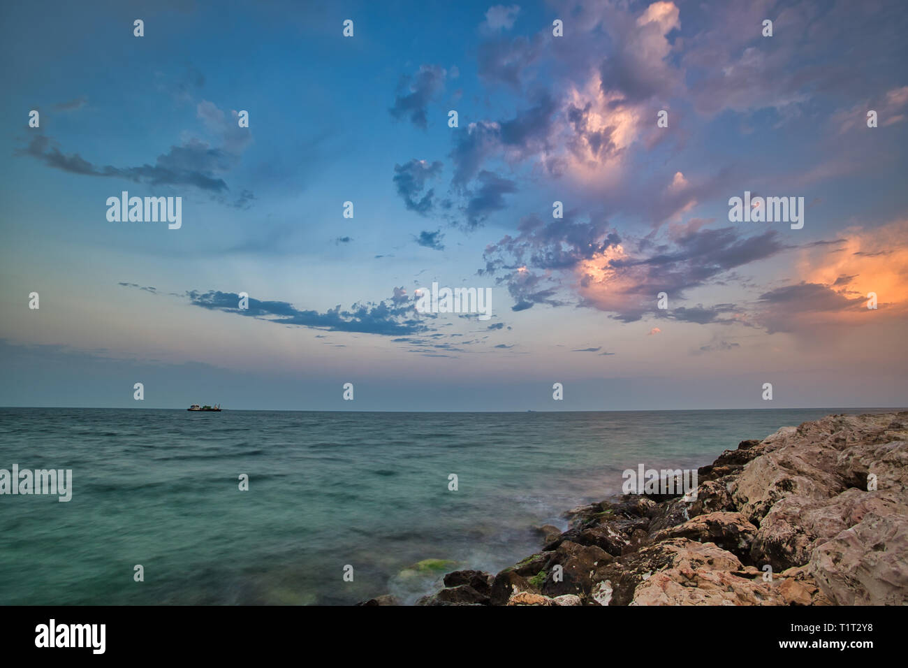 Bay of Wakra port capturing the sunset view Stock Photo - Alamy