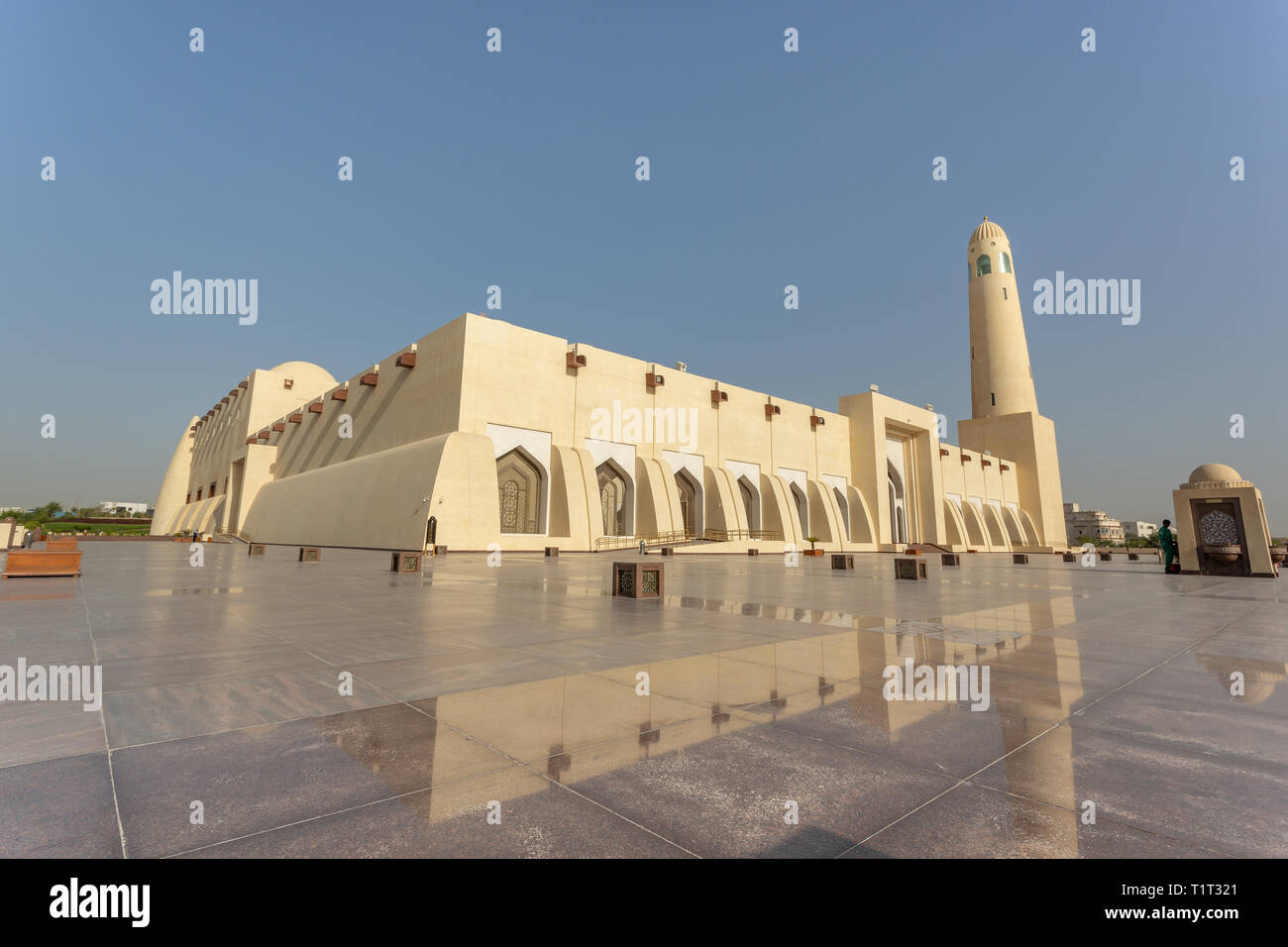 The Qatar State Grand Mosque Stock Photo - Alamy