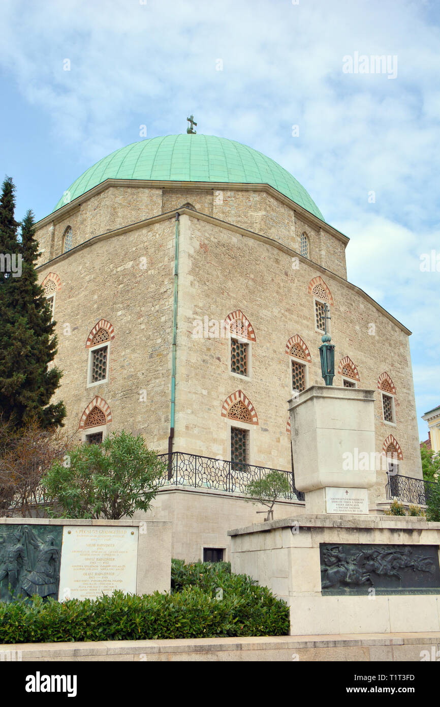 Downtown Parish Church, former Gazi Kaszim Turkish Pasha mosque, Pecs ...