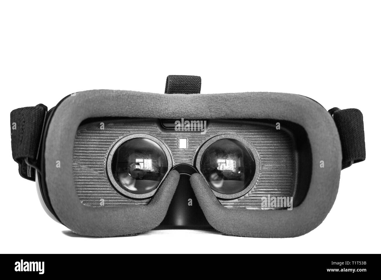 Augmented reality vr viewer hi-res stock photography and images - Alamy