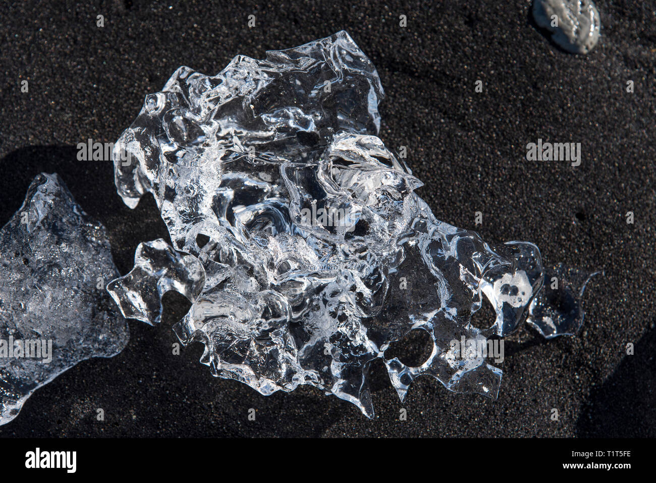 Ice formation on diamond beach hi-res stock photography and images - Alamy
