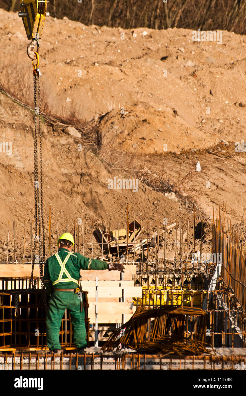 construction worker at a construction site Stock Photo - Alamy