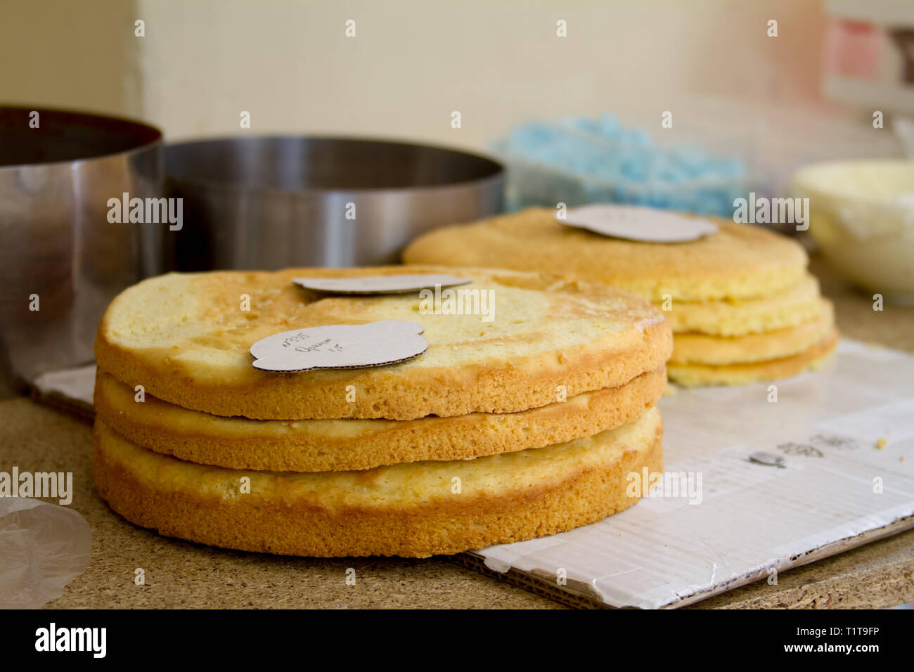 The process of making cakes, baking cakes, preparing to assemble the ...