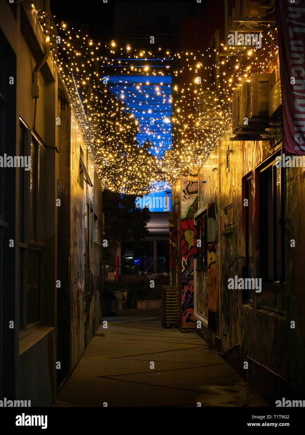 Lit alley hi-res stock photography and images - Alamy