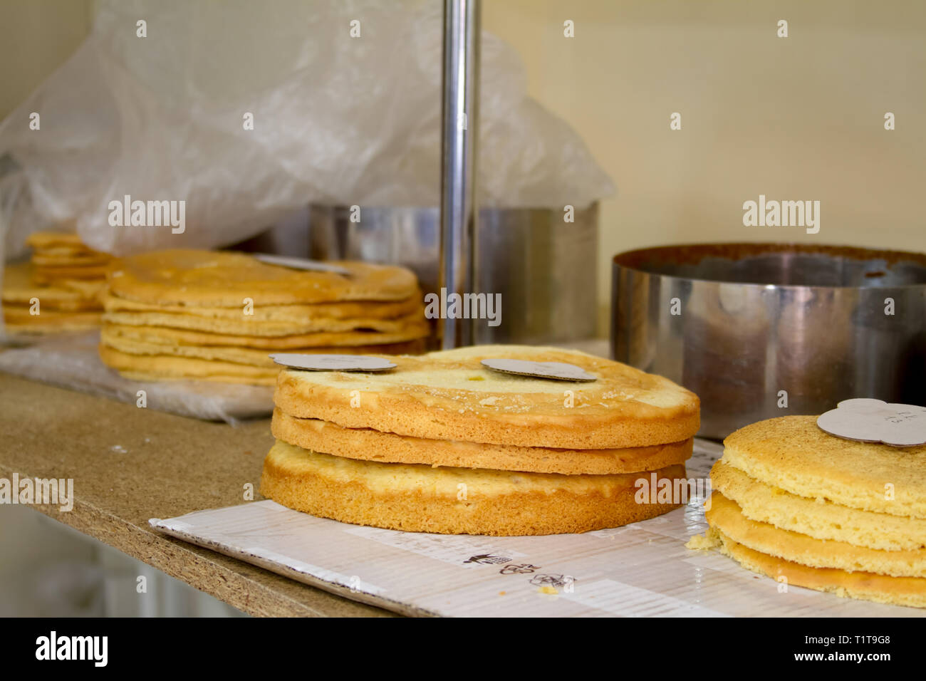 The process of making cakes, baking cakes, preparing to assemble the ...