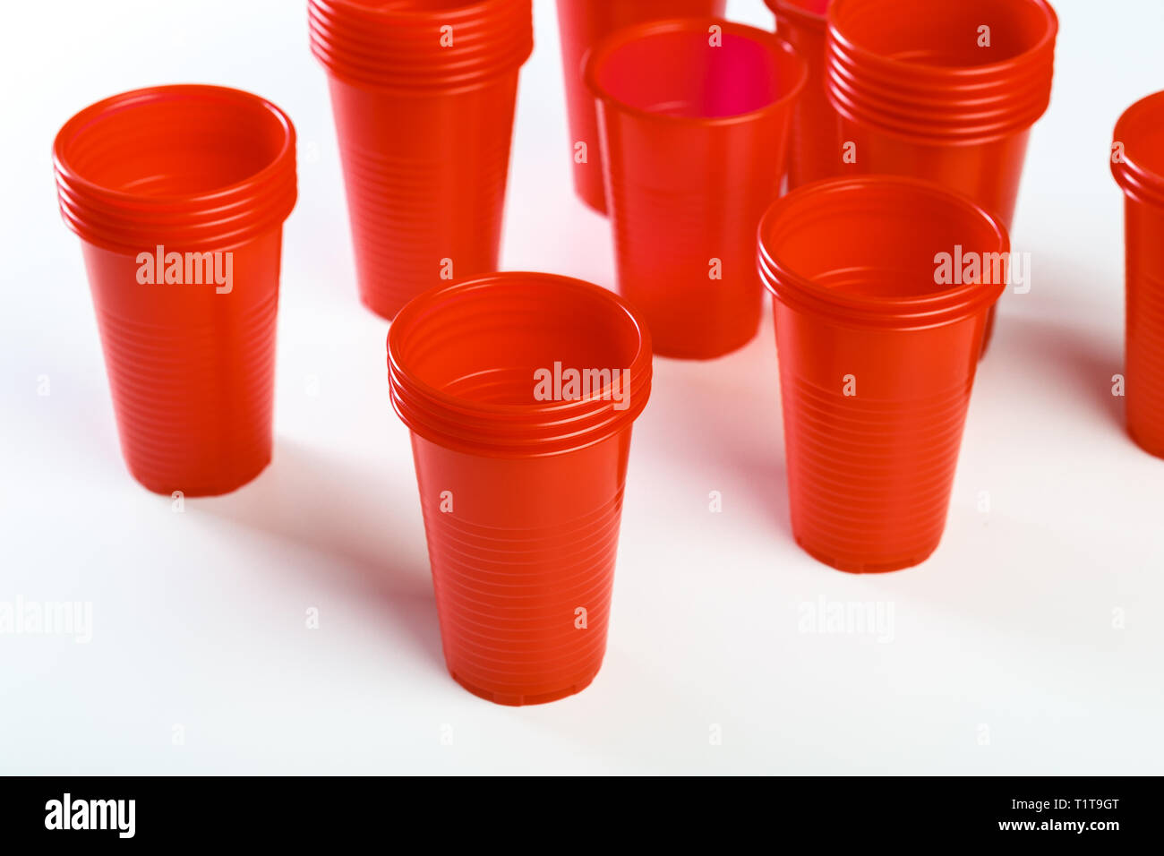 red disposable plastic glasses Stock Photo - Alamy