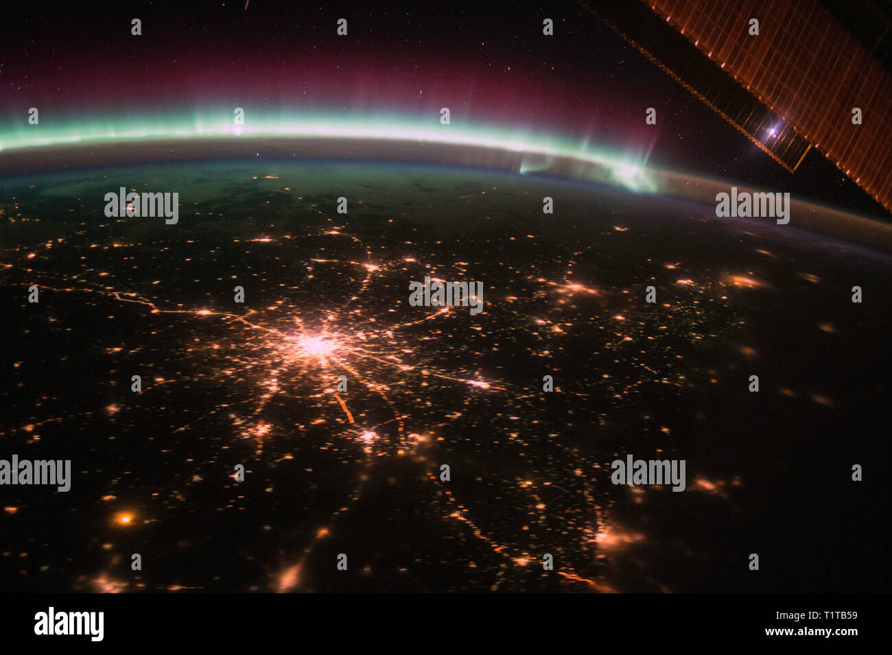 October 6, 2015 - ISS, Low Earth Orbit - The International Space ...