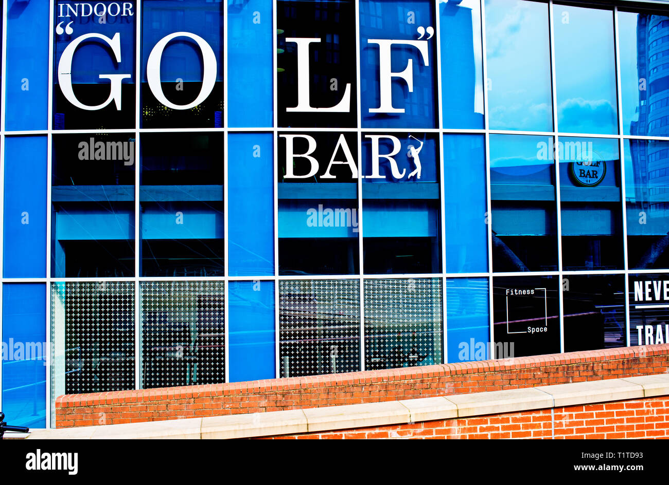 Leeds golf centre hi-res stock photography and images - Alamy