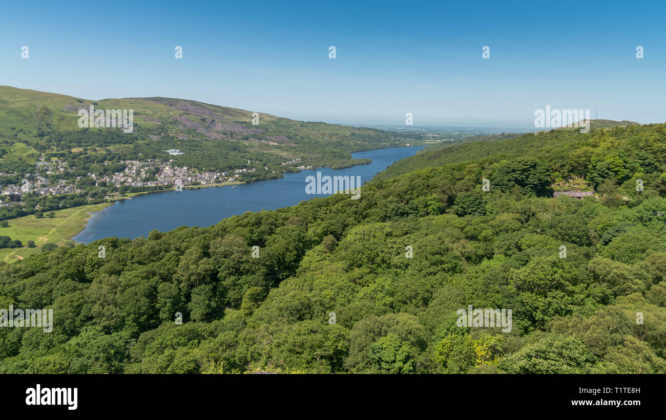Llanberis village gwynedd hi-res stock photography and images - Alamy