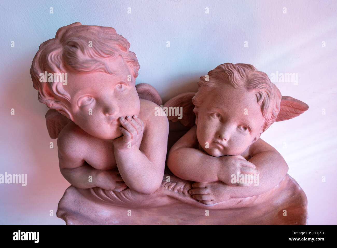 Two cherubim looking hi-res stock photography and images - Alamy