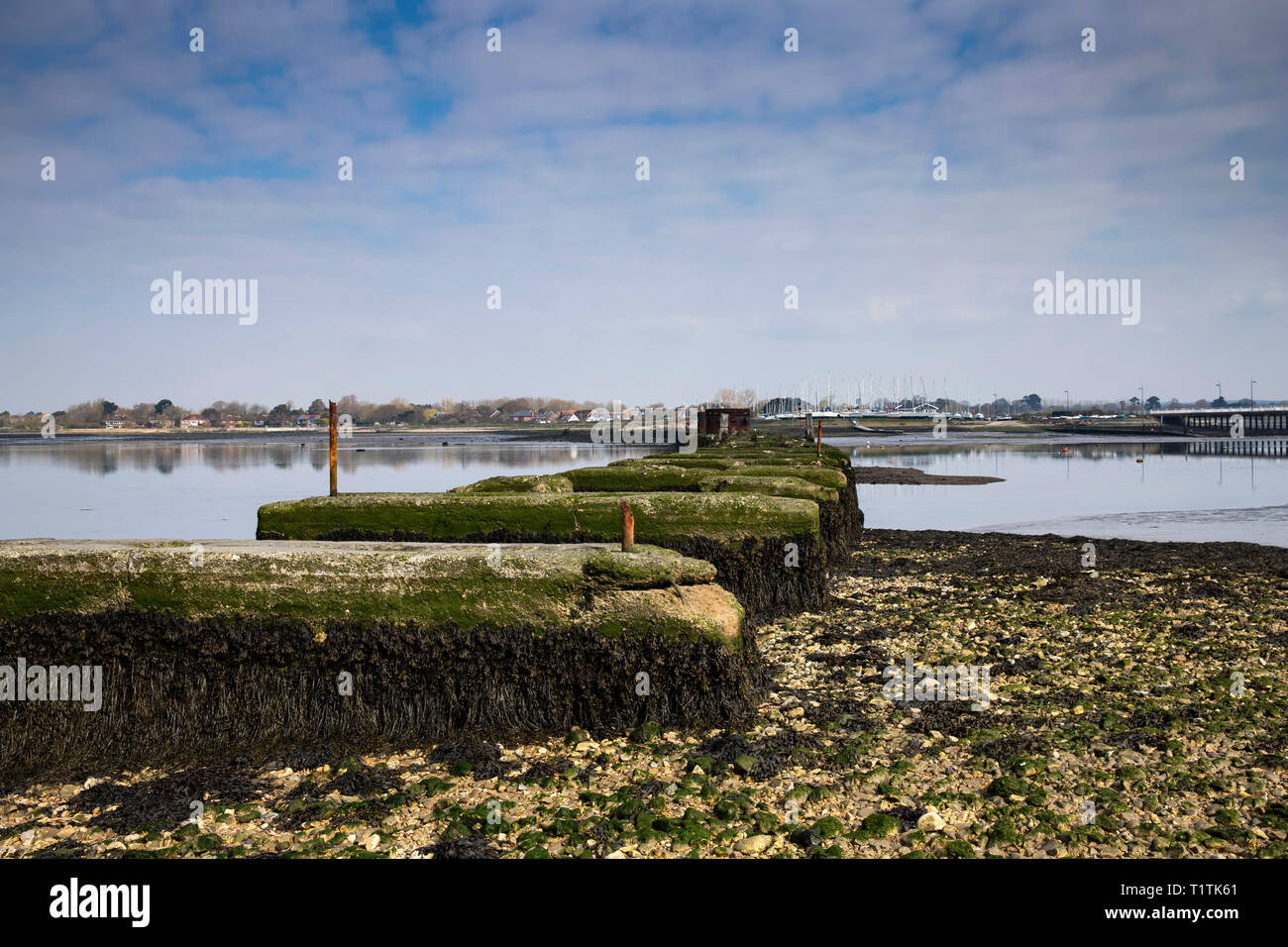 Uk hampshire langstone harbour hi-res stock photography and images - Alamy