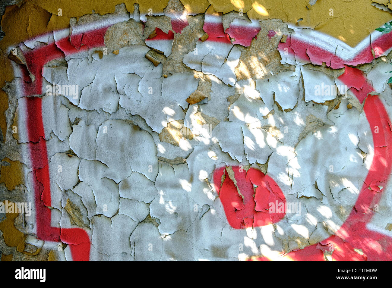 Scratched wall graffiti Stock Photo - Alamy