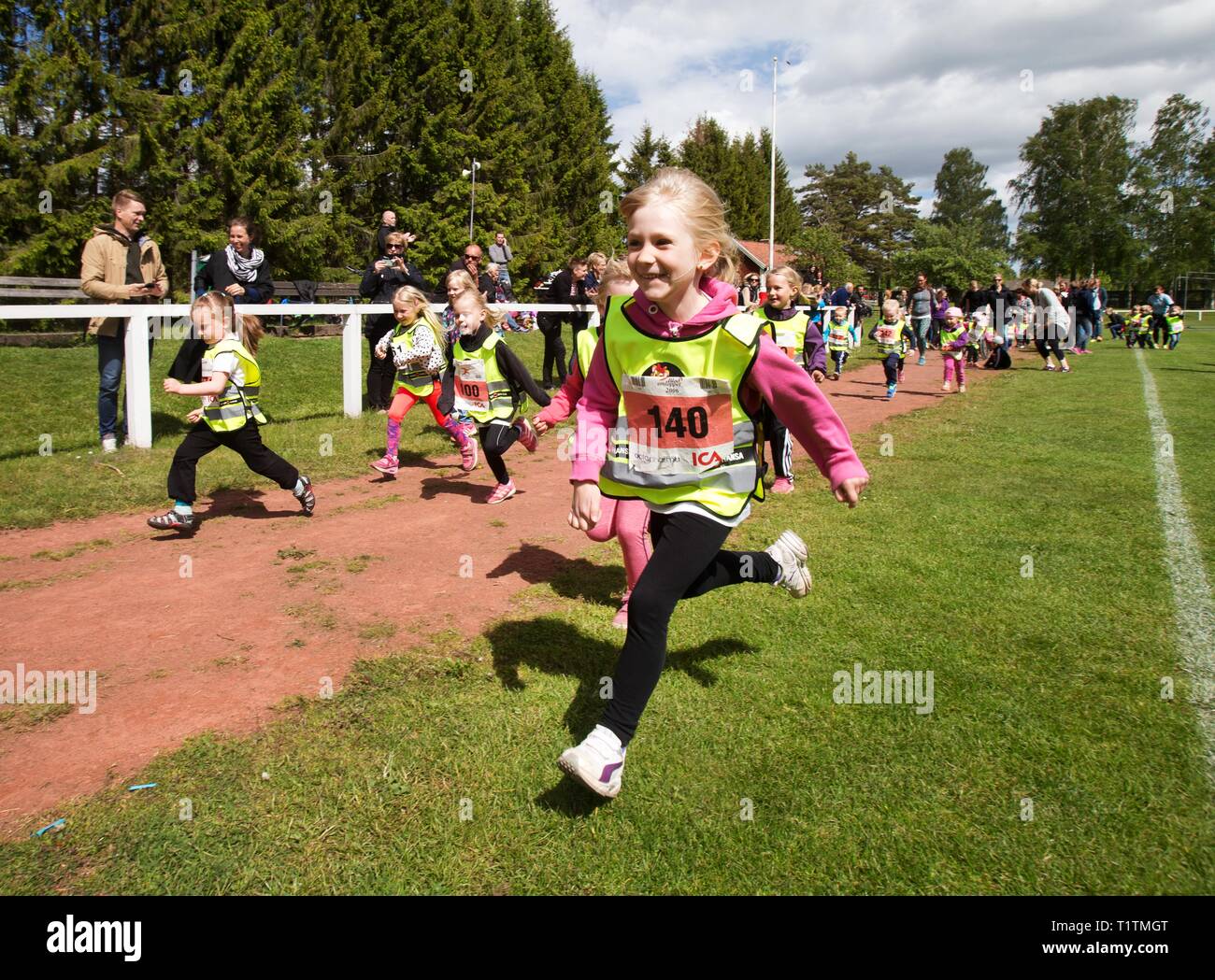 Race for preschool children Stock Photo - Alamy