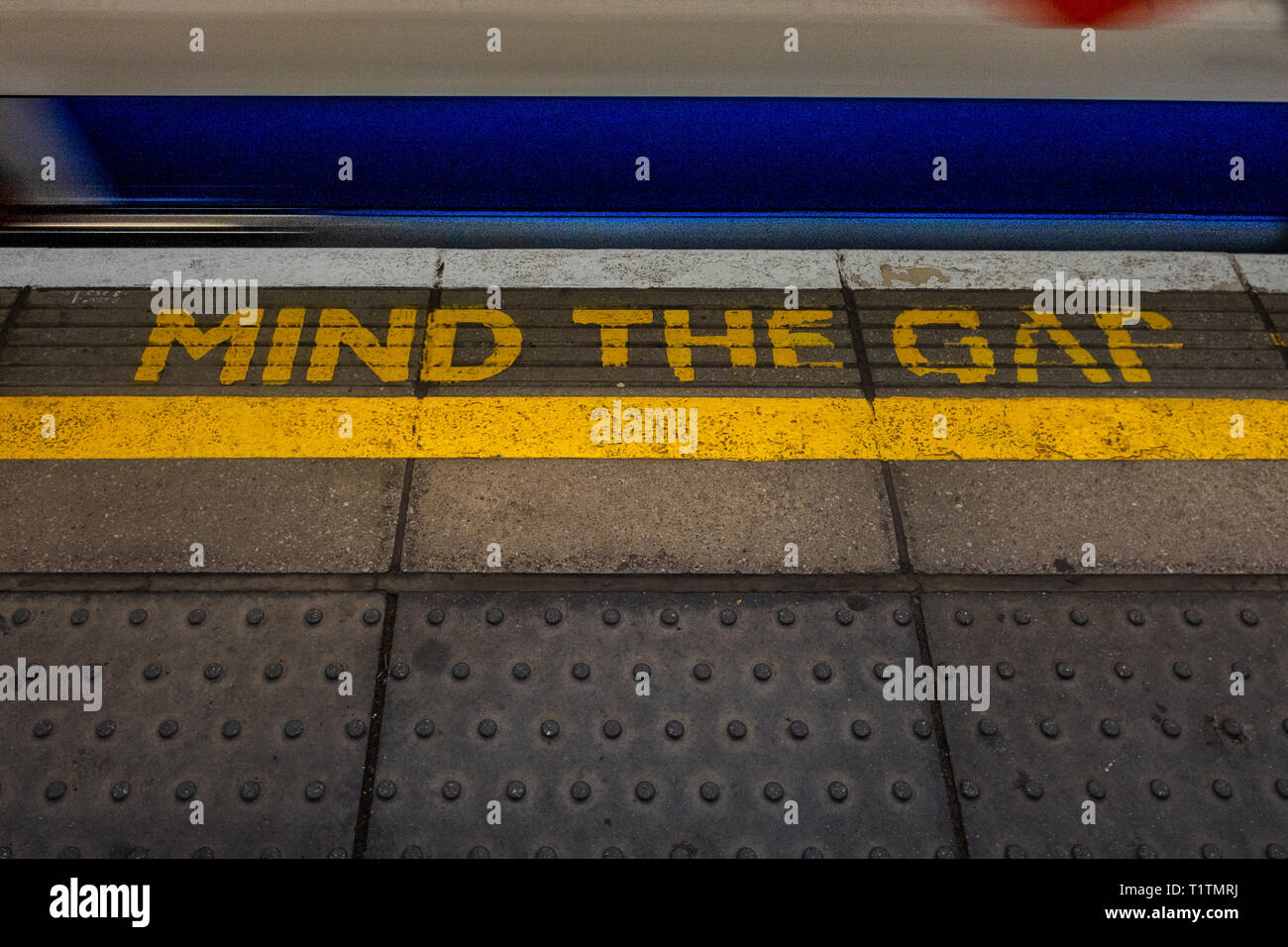 Classic London Tube Mind the Gap Stock Photo - Alamy
