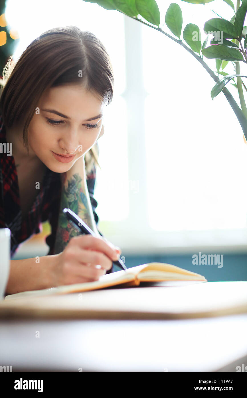Academic research woman hi-res stock photography and images - Alamy