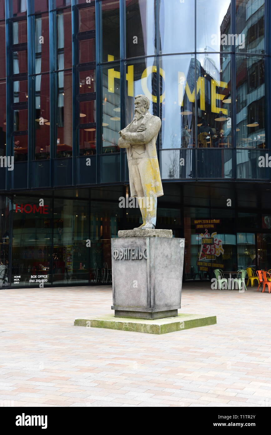 Manchester engels statue hi-res stock photography and images - Alamy