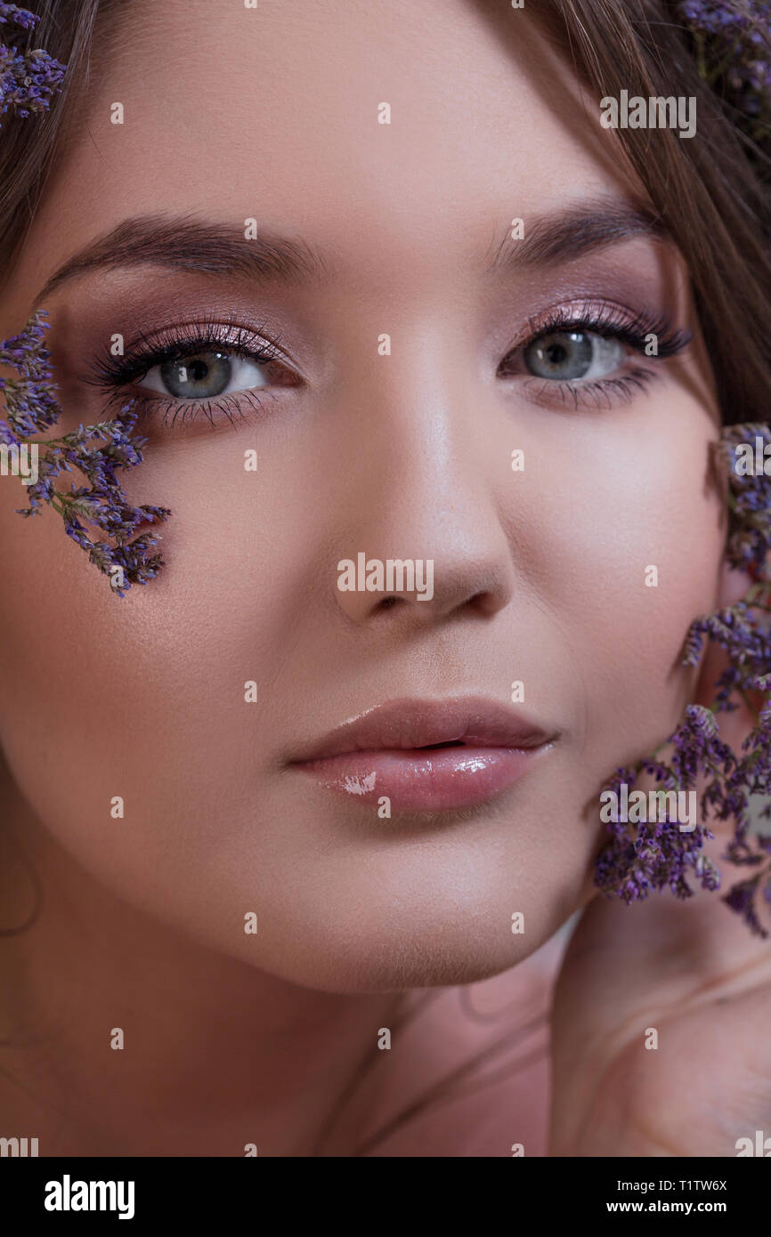 Attractive Blue Eyed Brunette With A Gentle Spring Image Brunette Girl