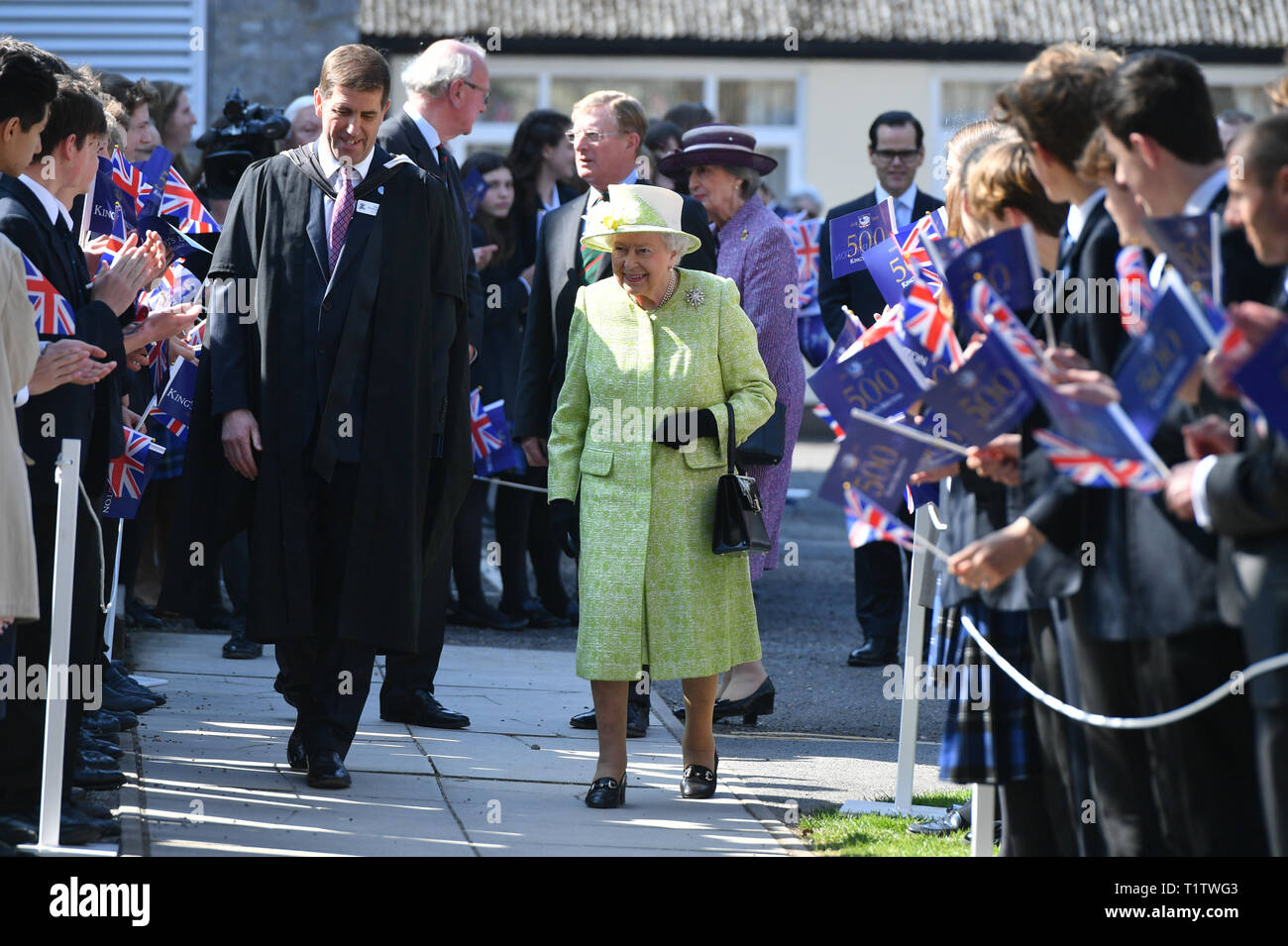Queen Elizabeth II with headmaster Ian Wilmshurst during a visit to ...
