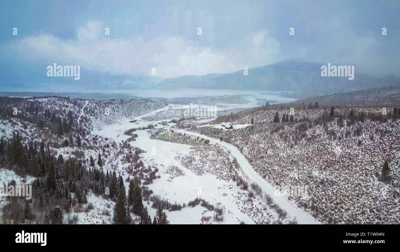 Aerial view of mountains in the Winter Stock Photo - Alamy