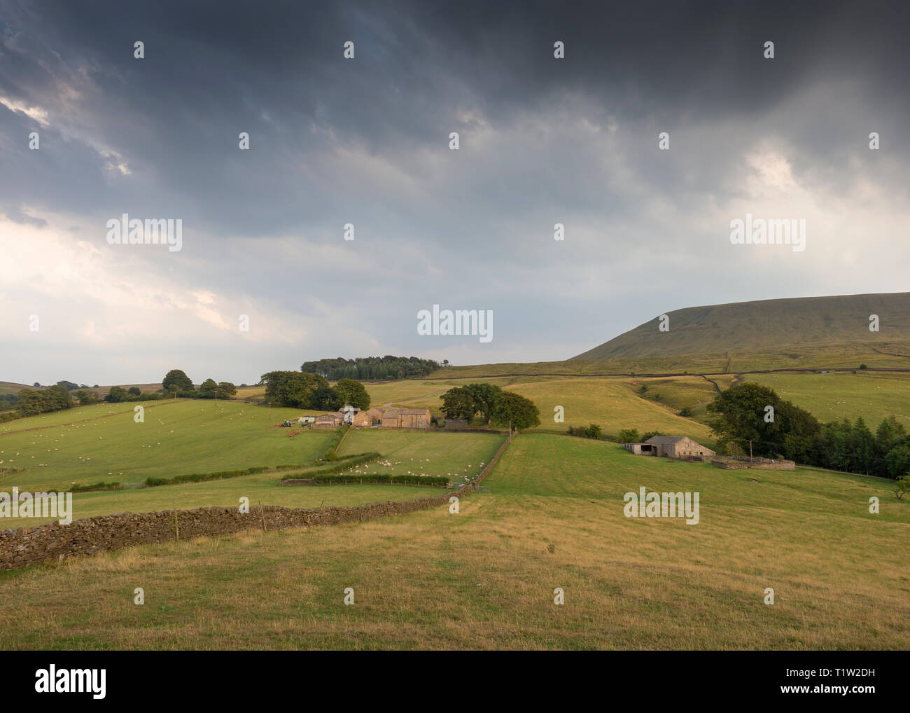 English uplands hi-res stock photography and images - Alamy