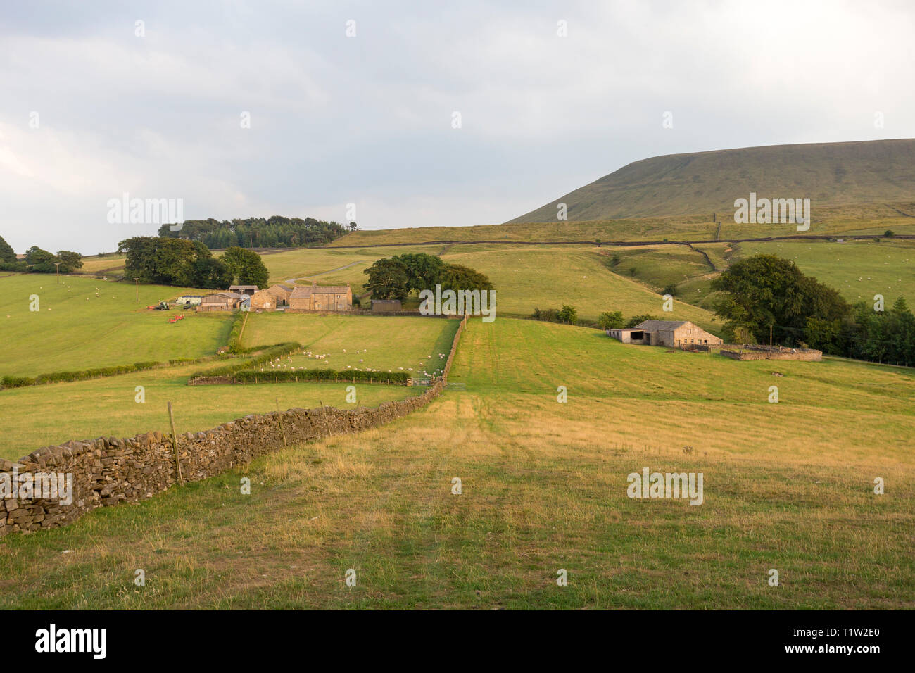English uplands hi-res stock photography and images - Alamy
