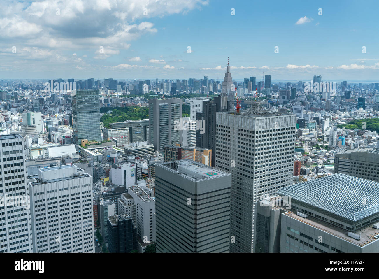 Japanese skyline hi-res stock photography and images - Alamy