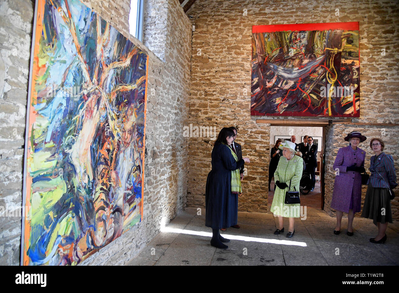 Iwan Wirth and his wife Manuela Wirth show Queen Elizabeth II around ...