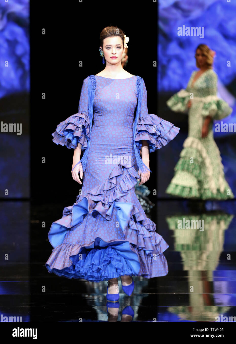 Model on the catwalk Stock Photo - Alamy