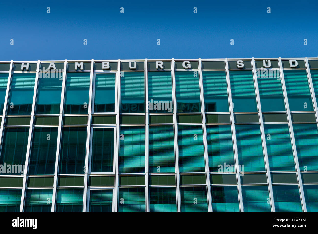 Reederei Hamburg Sued, Willy-Brandt-Strasse, Hamburg, Deutschland ...