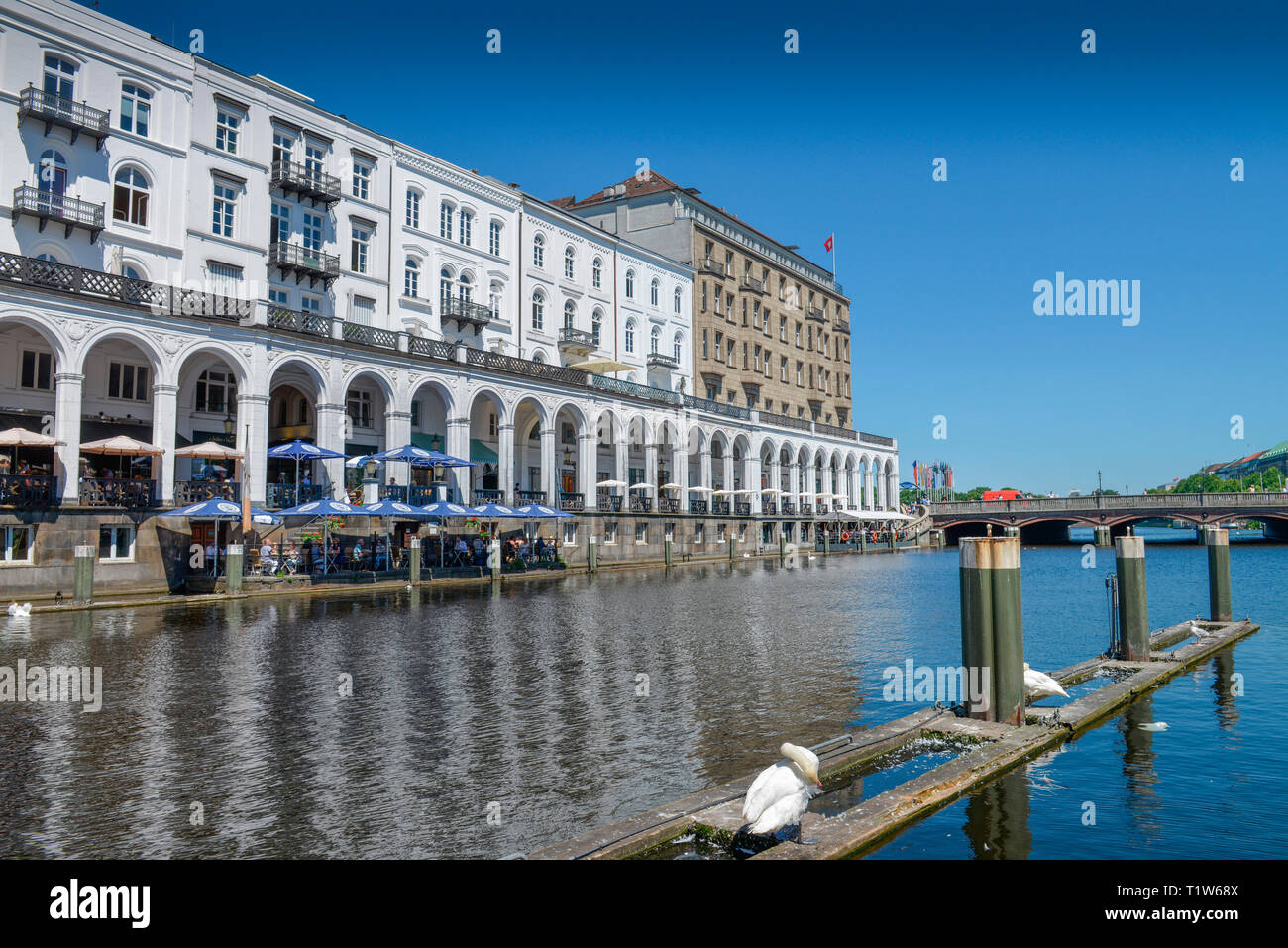 Alsterarkaden, Kleine Alster, Hamburg, Deutschland Stock Photo - Alamy