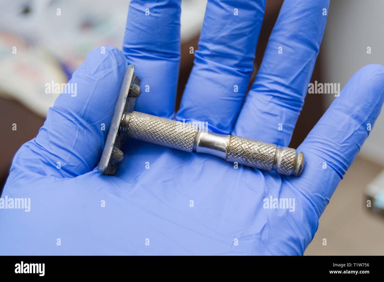 Old razor hi-res stock photography and images - Alamy