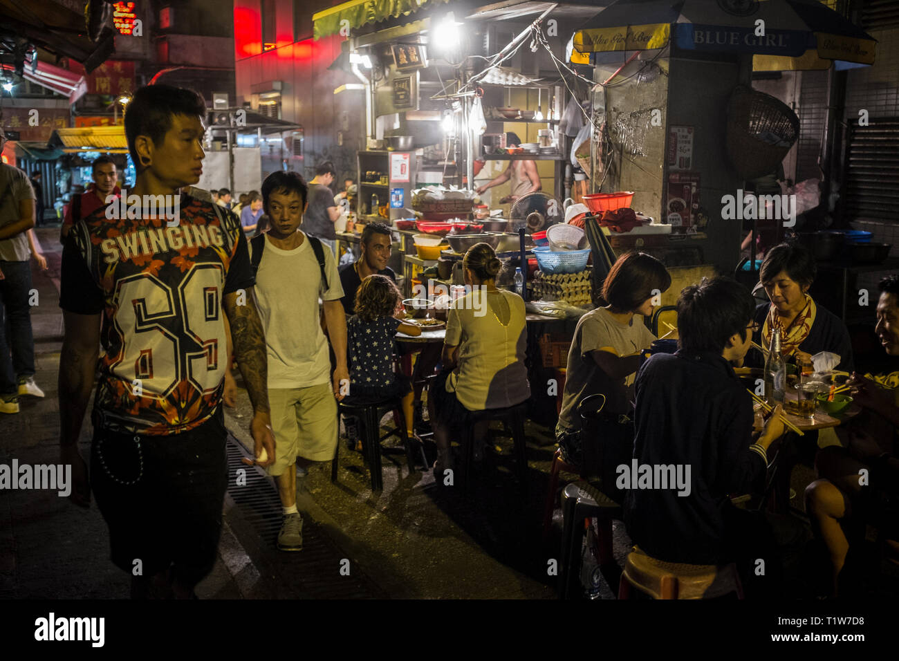 Dai Pai Dong in Hong Kong Stock Photo - Alamy