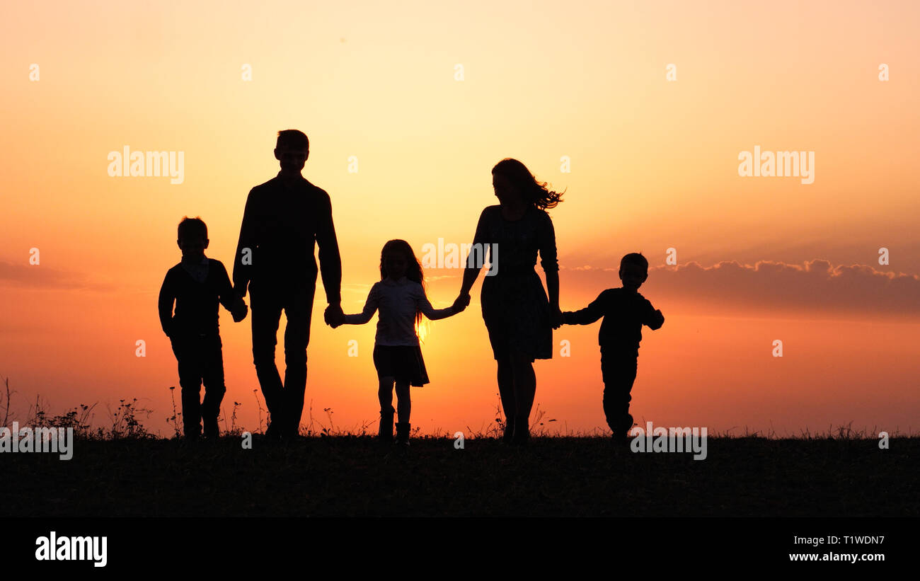 Family Of Five Silhouette